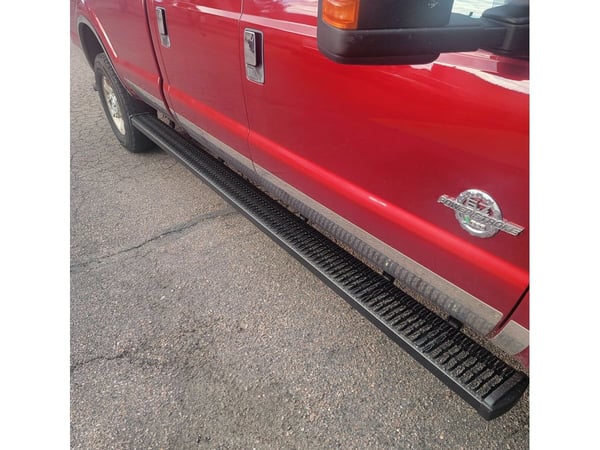 Luverne Grip Step 7" Wheel-To-Wheel Running Boards - SharpTruck.com