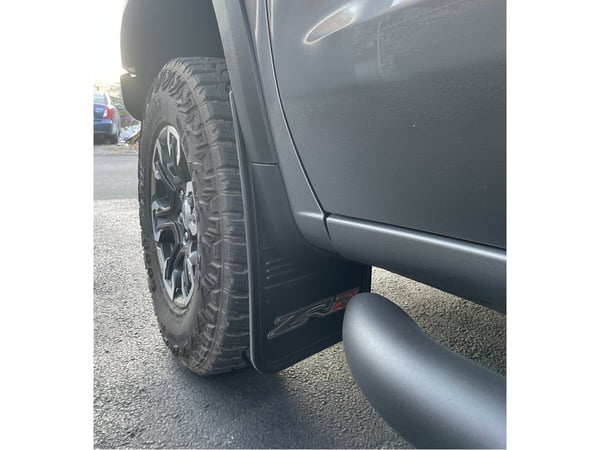 Truck Hardware Gatorback Black Wrap ZR2 Mud Flaps - Set - GCR209K-ZR2W ...