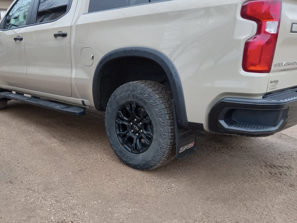 Truck Hardware Gatorback Black Wrap ZR2 Mud Flaps - Set - GCR209K-ZR2W ...
